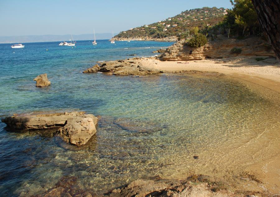 Les Grottes beach | Hyères | Provence Méditerranée